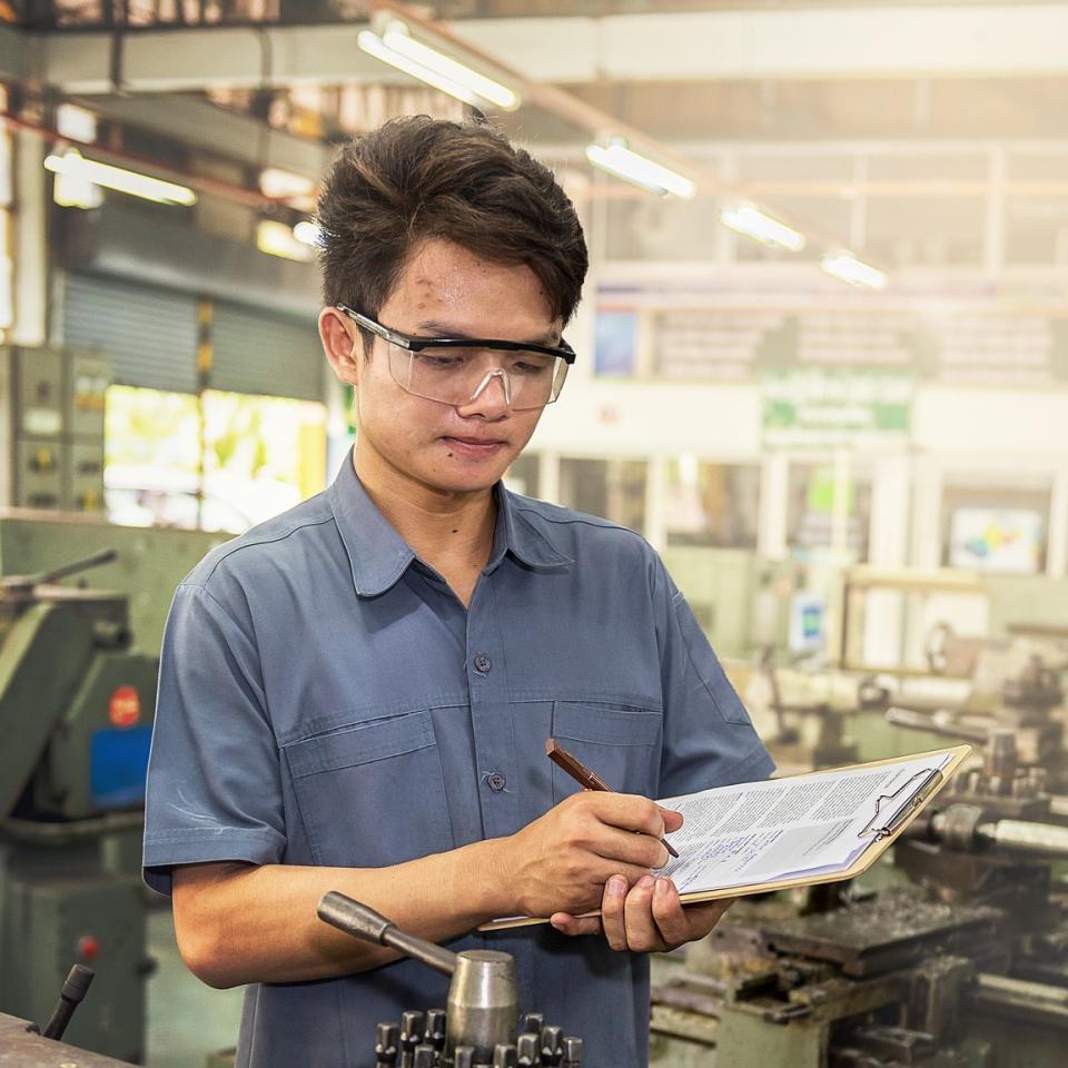 Understanding the Frequency of Air Compressor Maintenance - ACAS